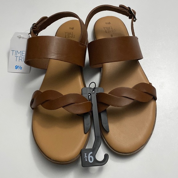 Time and Tru | Shoes | Time And Tru Sandals In Sizes 8 And 95 | Poshmark
